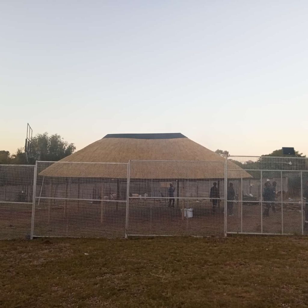 MR THATCH – Quality Guaranteed.